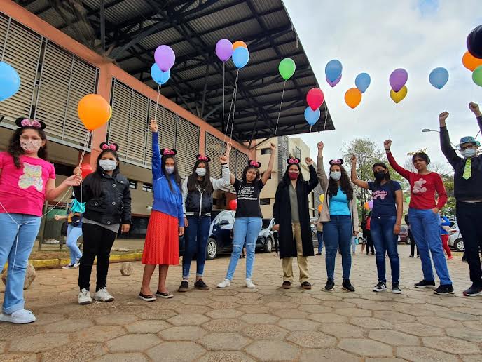 Diario HOY | Pacientes oncológicos celebran tradicional fiesta del arcoíris