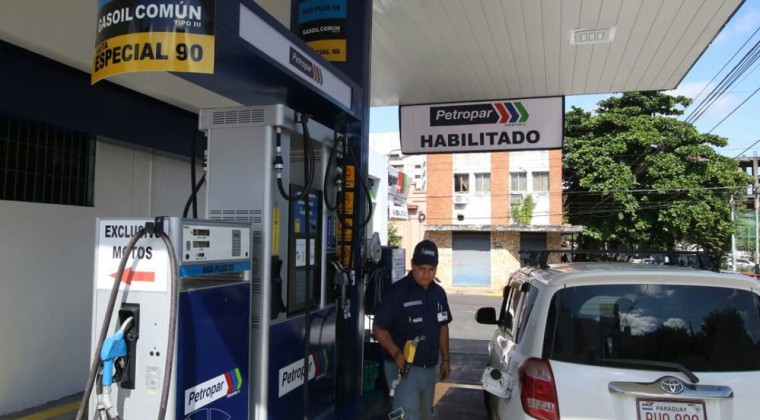 Diario HOY | Estrategia de Petropar empuja a privados a bajar precios de sus combustibles