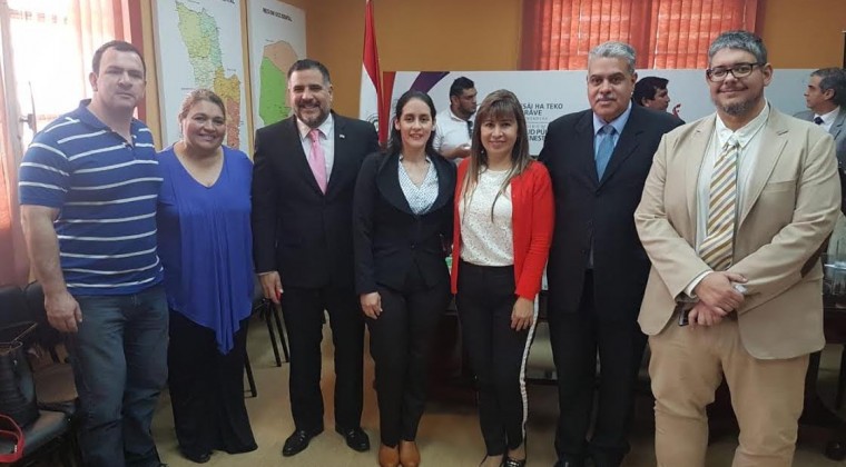 Diario HOY | Primer medicamento fabricado en Paraguay a base de cannabis