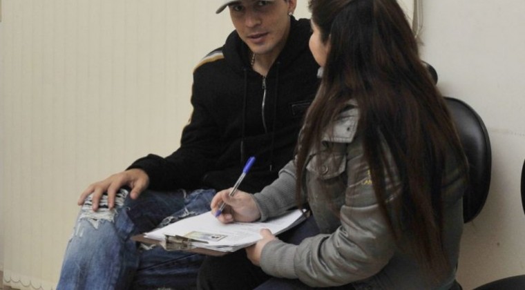 Diario HOY | ¿Amenazado de muerte o en plan de fuga?: Hallan arma ...