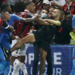 Diario HOY | Los hinchas que invadieron el Niza-Marsella se arriesgan a ...