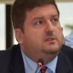 Diario HOY | Plantean que Salud use vehículos del Senado en lucha ...