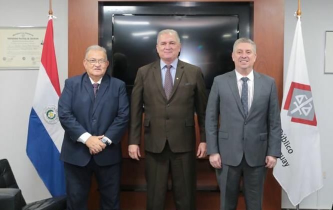 Diario HOY | Ministros del TSJE mantuvieron reunión con el Fiscal ...