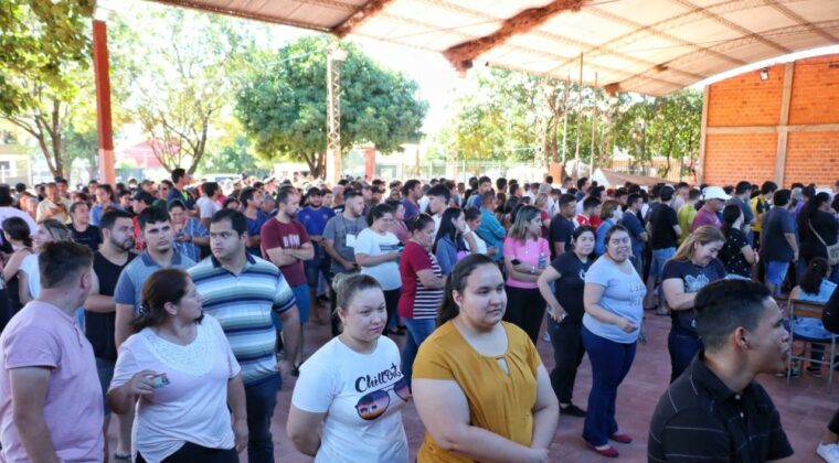 Diario HOY | Elecciones 2023: reportan masiva concurrencia en locales ...