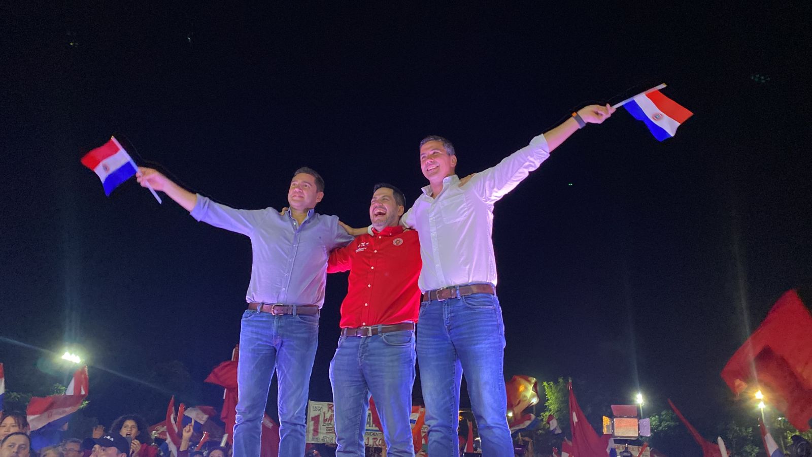 Diario HOY | Multitudinario cierre de campaña de la lista 1 en Capital