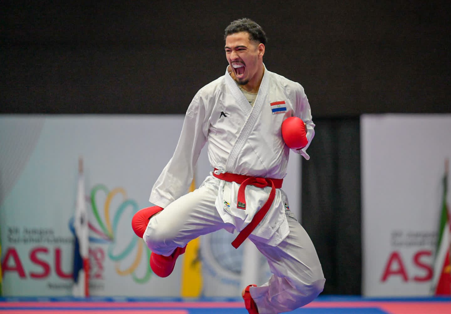 Diario HOY | ASU 2022: Jesús Servín se cuelga la medalla de plata en karate